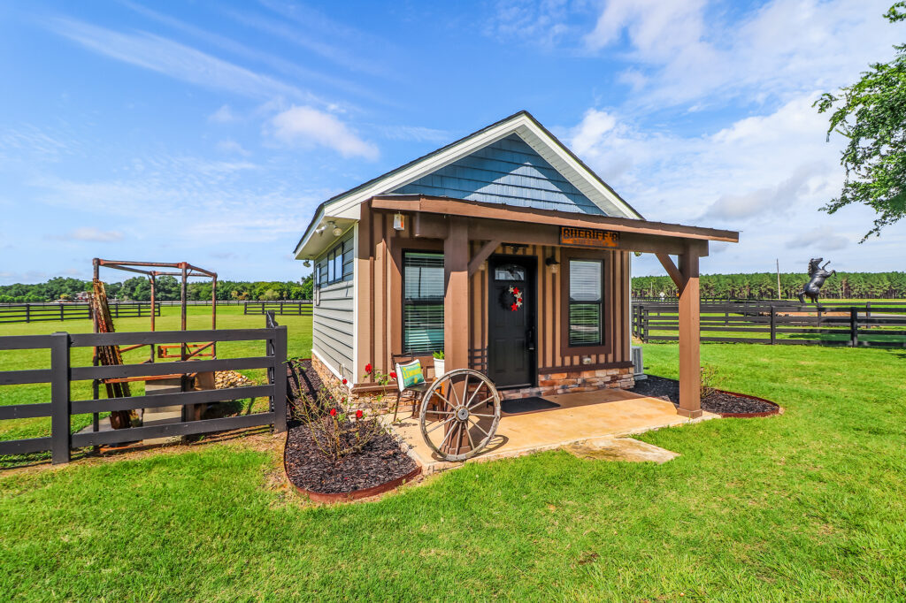 Tiny House Front - Iron Horse